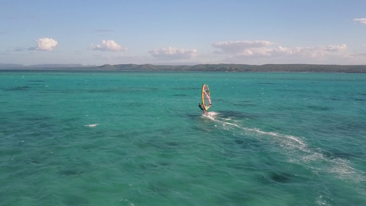 Kitesurfing & Windsurfing in Paradise - Babaomby Island Lodge ...
