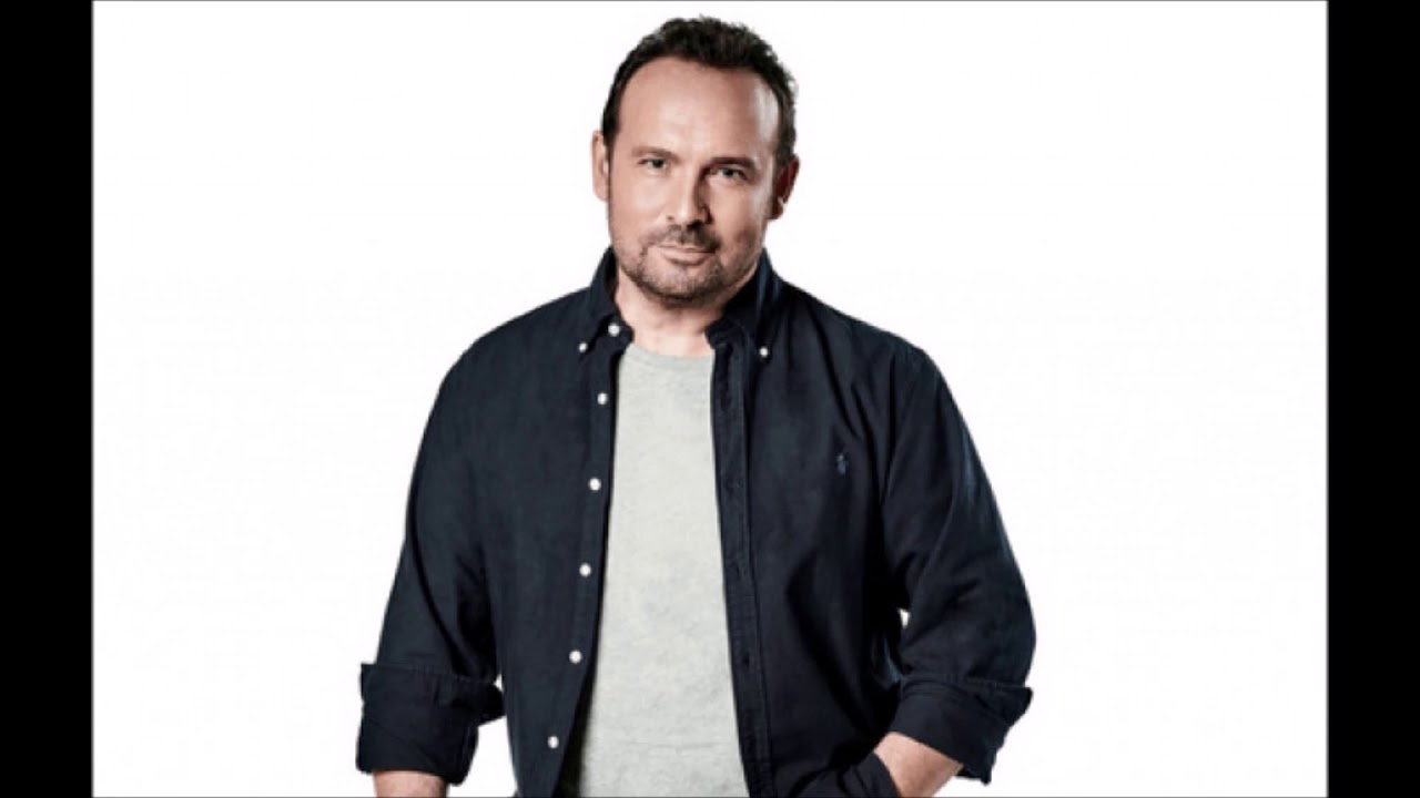 ΚΩΣΤΑΣ ΜΑΚΕΔΟΝΑΣ & ΚΑΤΕΡΙΝΑ ΚΟΥΚΑ - Ο ΩΡΑΙΟΣ ΚΙ Η ΩΡΑΙΑ - YouTube