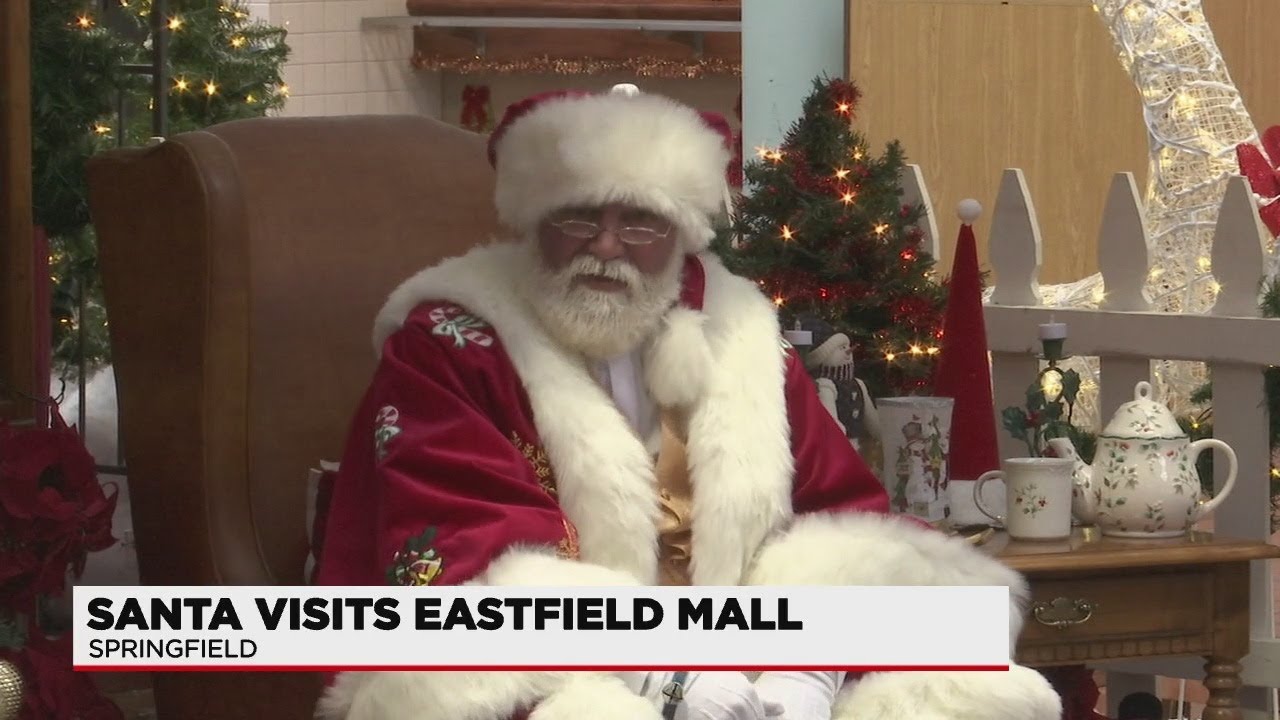 Santa Claus returns to Eastfield Mall with Holiday parade - YouTube