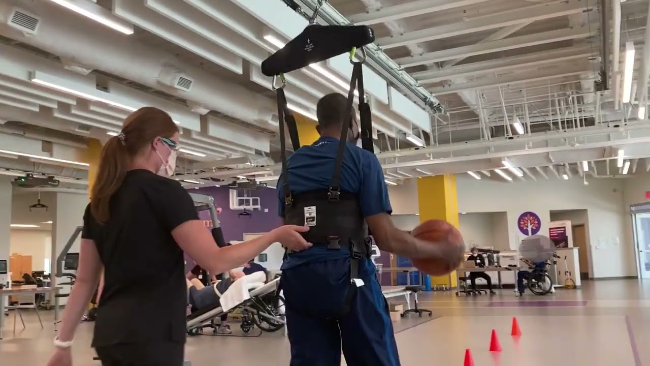 Dribbling on the RYSEN - YouTube