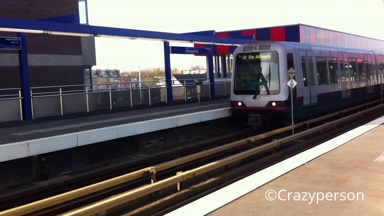 RET Metro 7X Type B & 3X SG3 op Hoogvliet Rotterdam, lijn C & lijn D ...