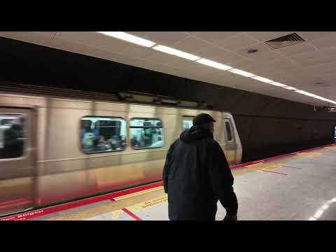 Istanbul Metro'da 4K 120 FPS DJI Osmo Pocket 3 ile Şehre Dokunuş