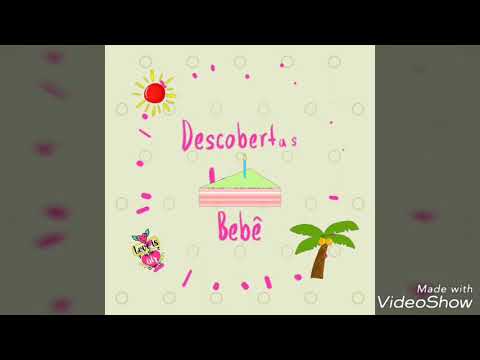 Bebê dançando no colo do pai
