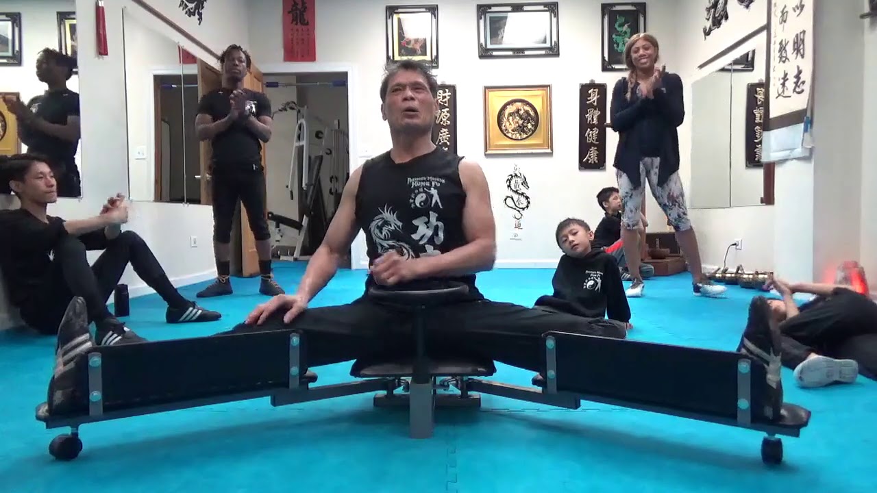 Middle Split Machine Kung Fu Challenge - YouTube