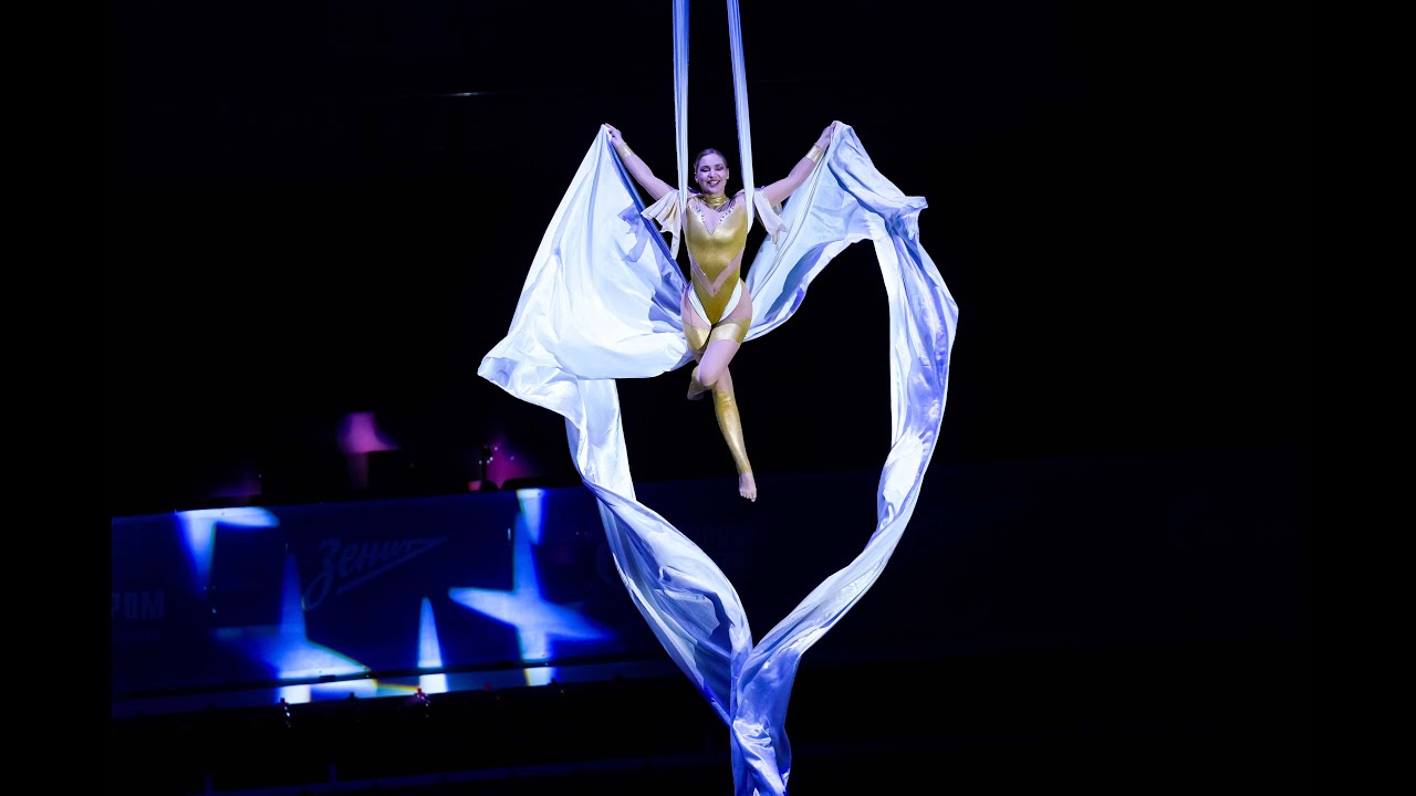 Воздушные гимнасты Aerial Angels - Сибур Арена - YouTube
