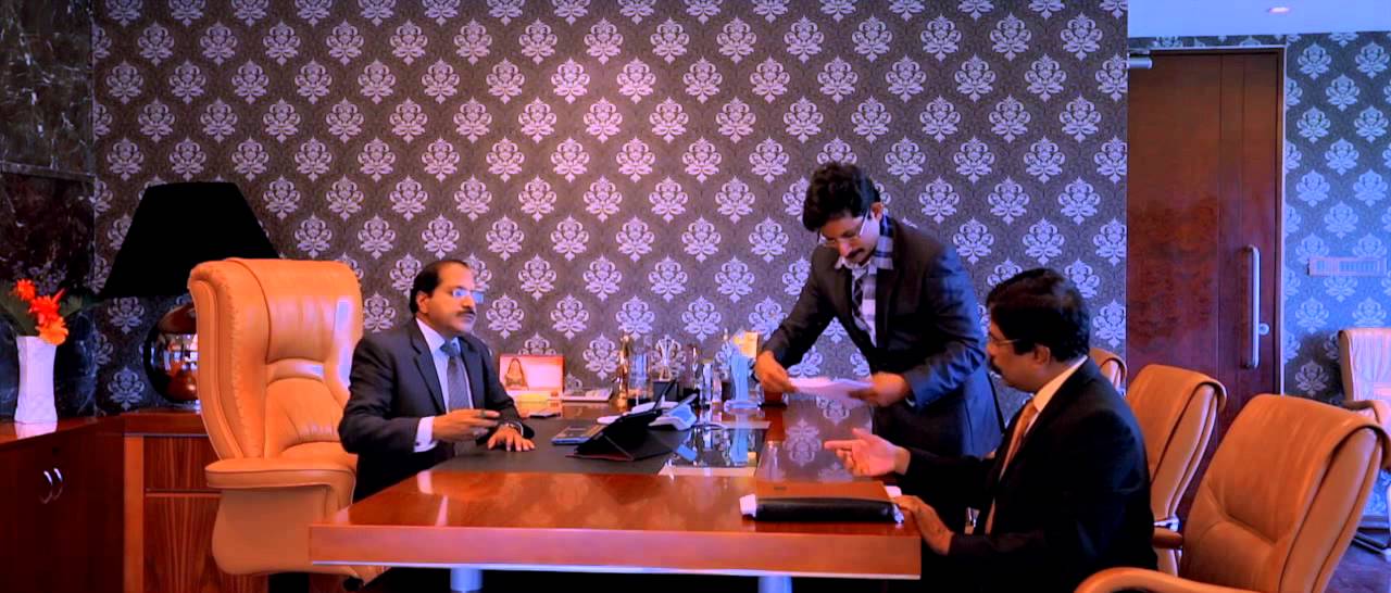 V P Nandakumar MD and CEO of Manappuram group in Tamil movie - YouTube