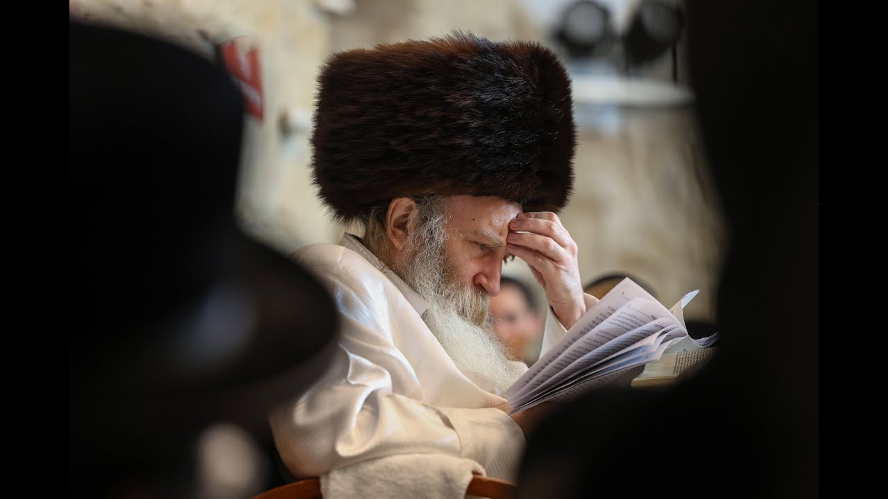 רבי יצחק מאיר מורגנשטרן בעת רצון בצפת | Rabbi Yitzchak Meir Morgenstern ...