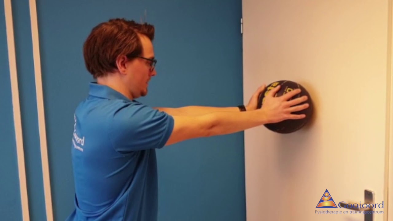Stabiliteit schouder - Oefeningen met bal - YouTube