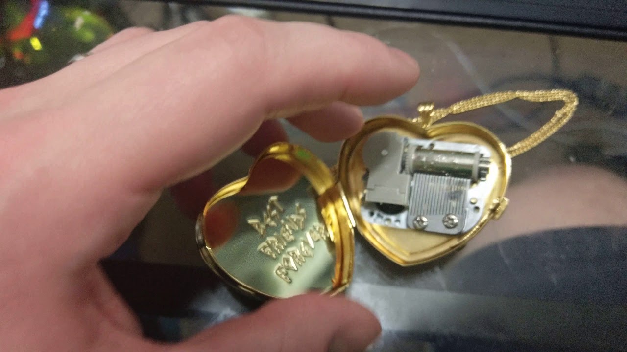 Undertale special edition music box locket - YouTube