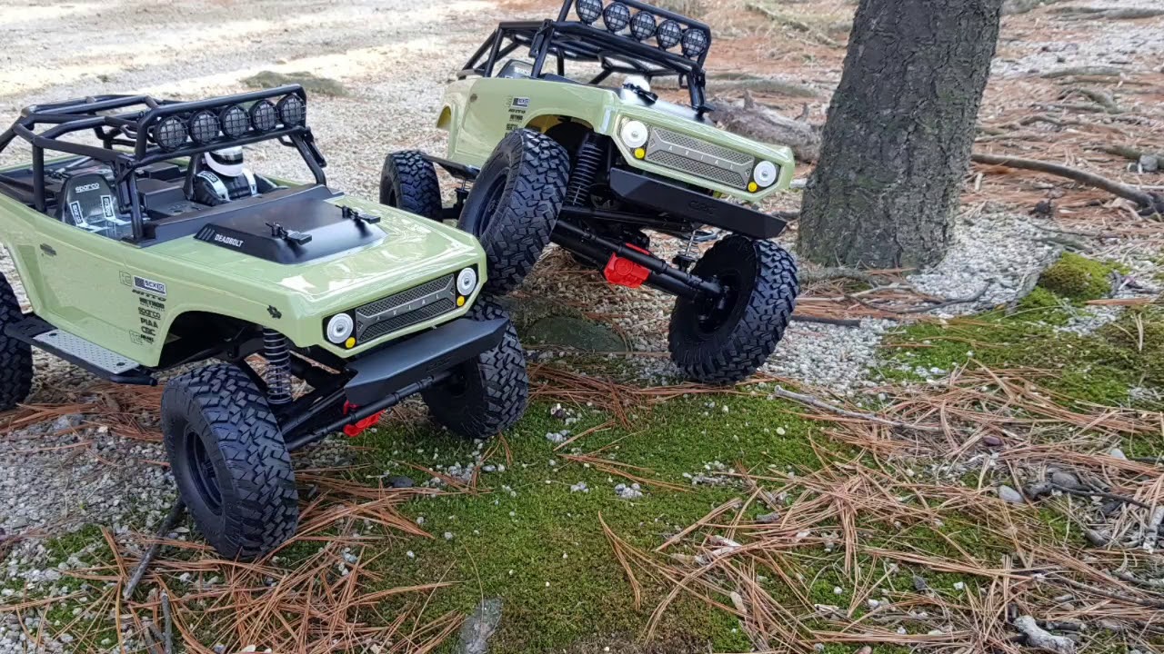 axial 1/10 scx10 ii deadbolt 4wd rtr - YouTube