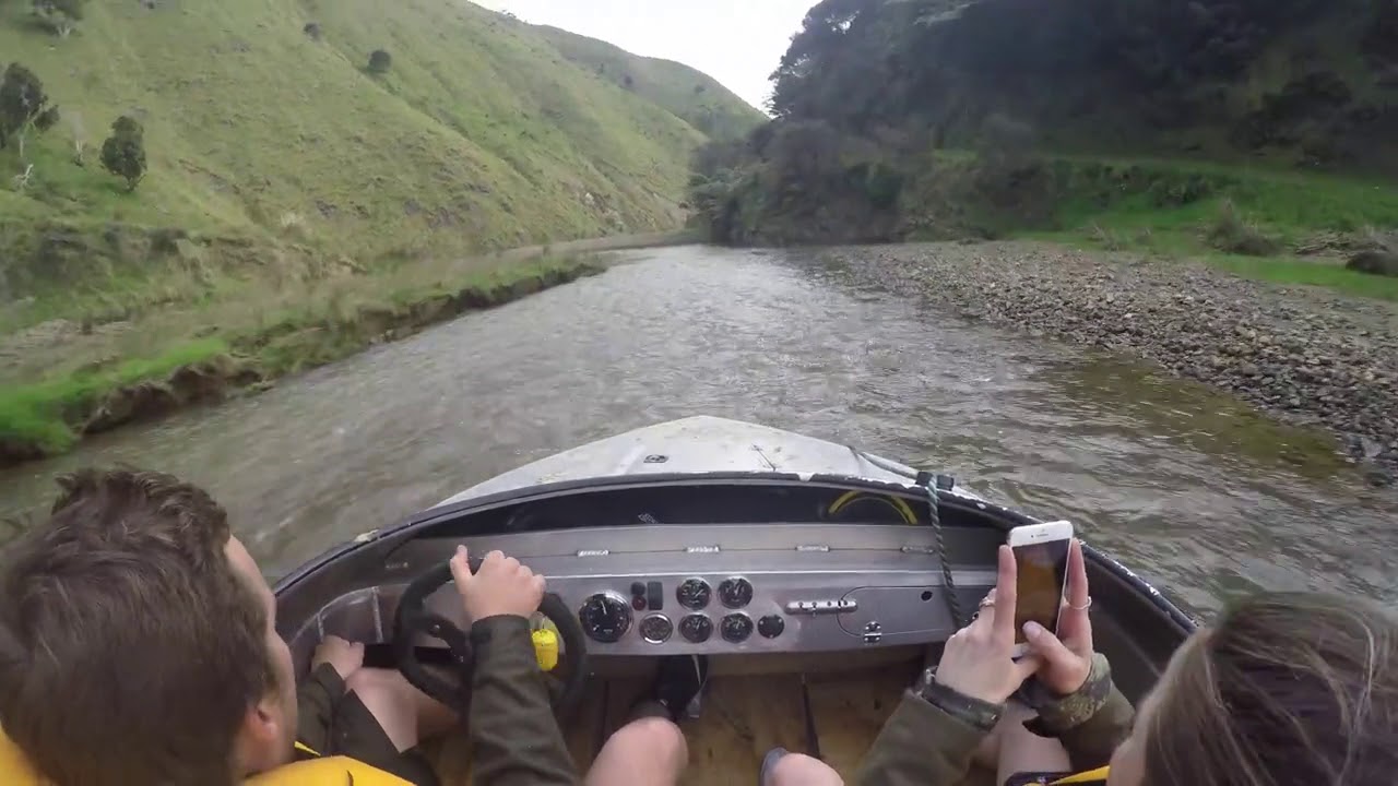 Motorboating in shallow waters - YouTube