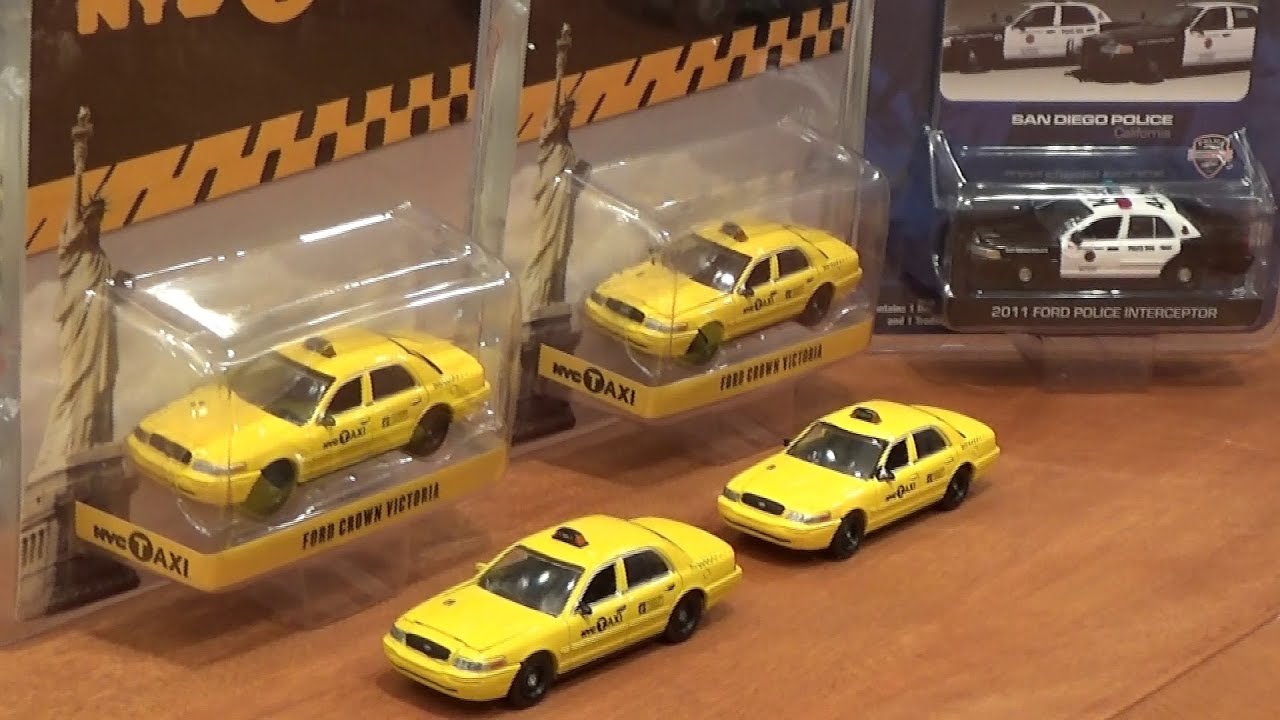Greenlight Hot Pursuit - Series 16 Police Vehicles and NYC Taxi - YouTube