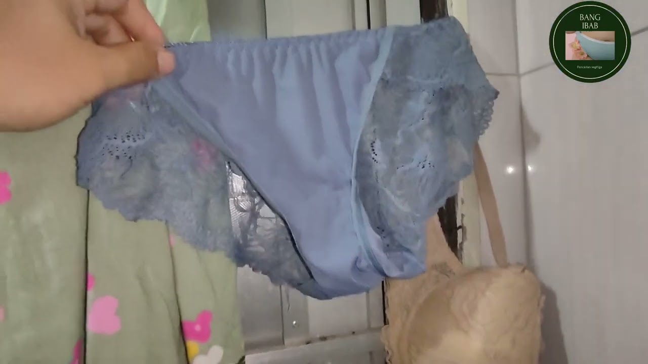 Dapat Skin Cewek Cantik Lagi Di Kamar Mandi Walau Habis Di Pakaian
