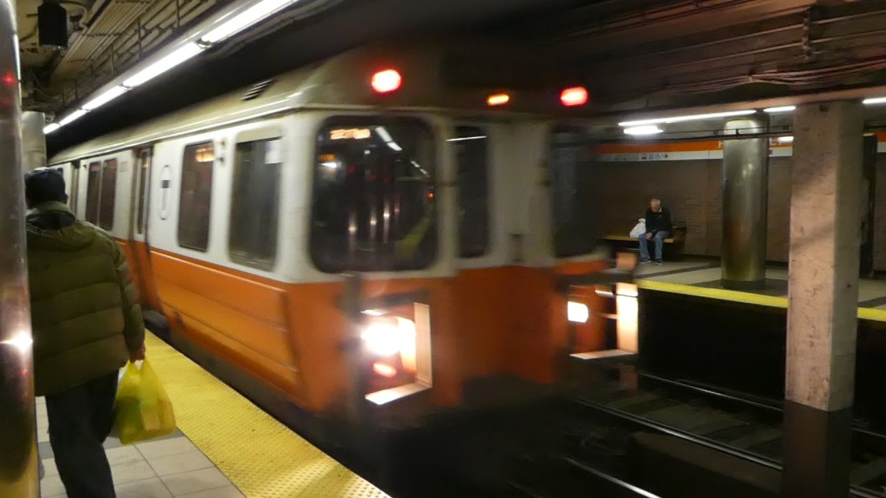 ボストン地下鉄オレンジライン ヘイマーケット駅 MBTA Orange Line Haymarket Station - YouTube