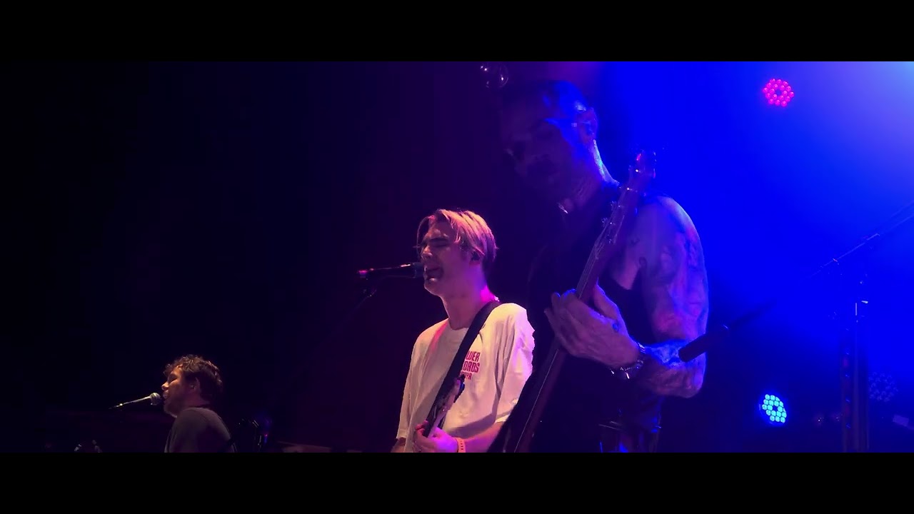 Busted 3am live in Nagoya Japan 25.10.2024 - YouTube