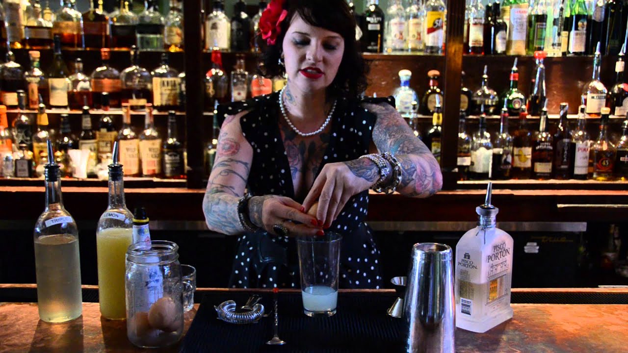 Molly Wellmann Pisco Sour - YouTube
