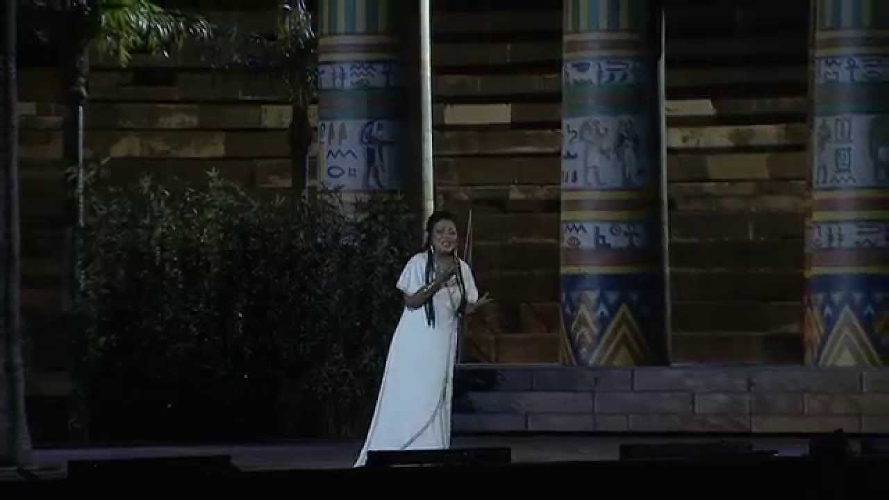 AIDA - Qui Radamès verrà! - Hui He - YouTube