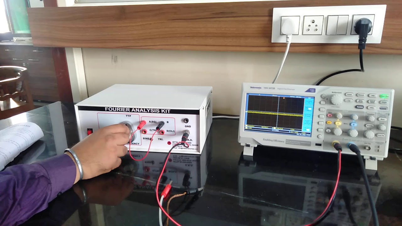 Demonstration of Fourier Analysis Experiment PPH-1806L - YouTube