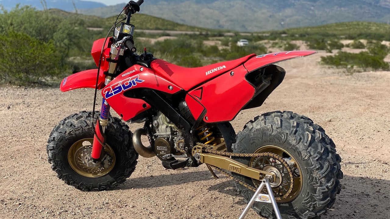 HONDA CR250 FAT CAT Build - YouTube