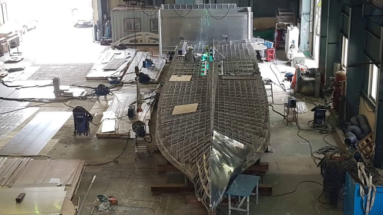 KOSCO Engineering Aluminum Ship Building - YouTube