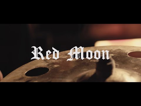 Gary's Rainbow Shop - Red Moon (Official Video) - YouTube
