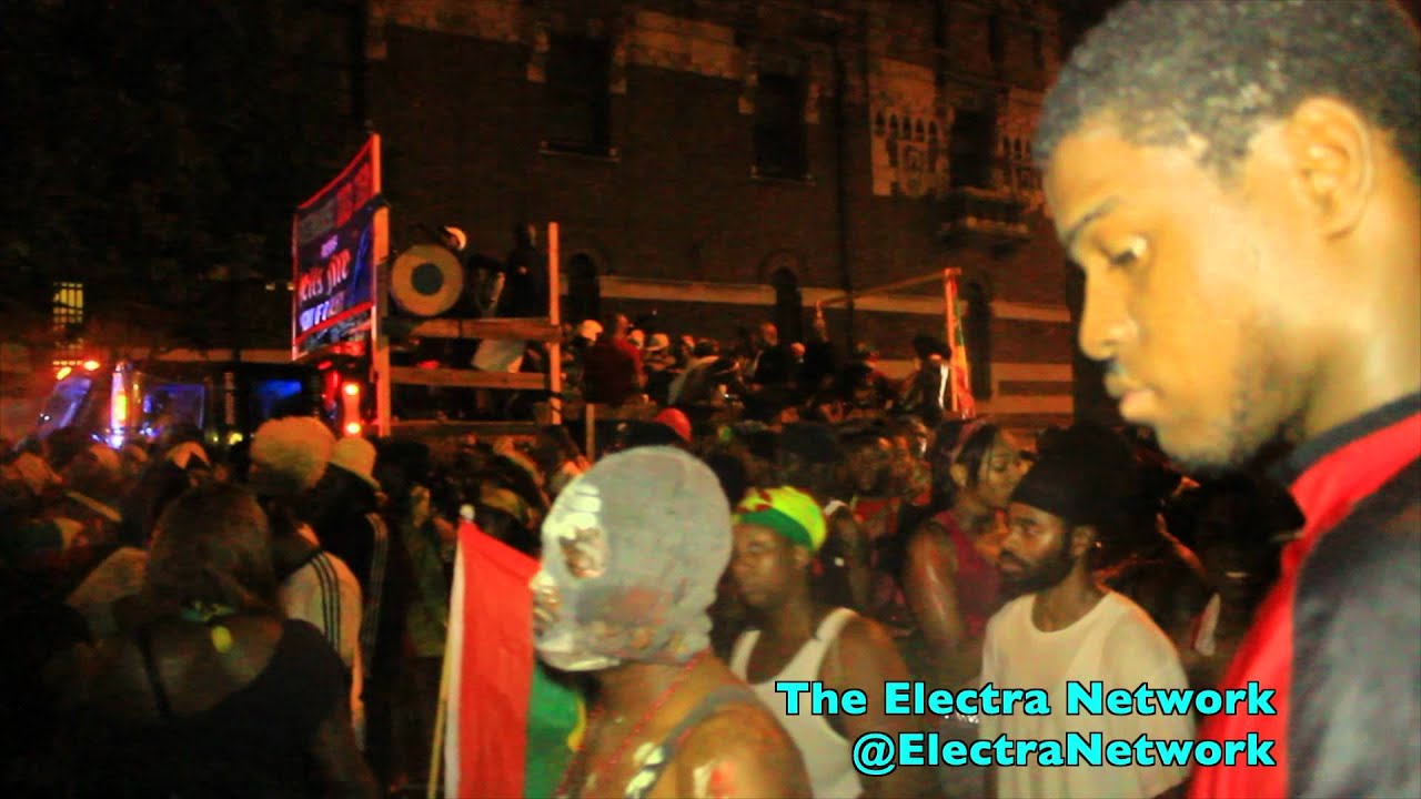 The Electra Network Goes to Jouvert 2012 - YouTube