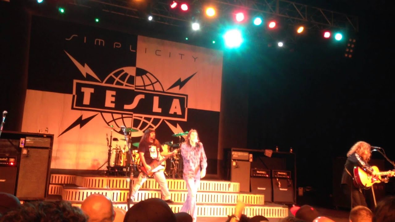 Tesla - Lil Suzi - Live from San Antonio's Aztec Theater 1/27/15 - YouTube