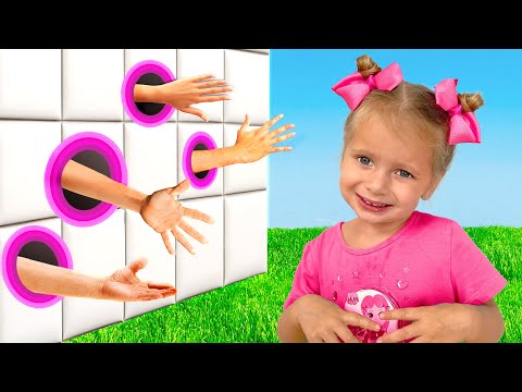 Волшебное Путешествие с Майей, Машей и Мией: Игрушки в Полете!