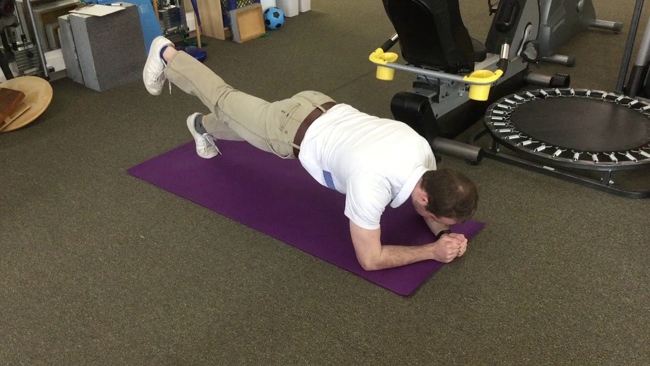 Plank with leg extension - YouTube
