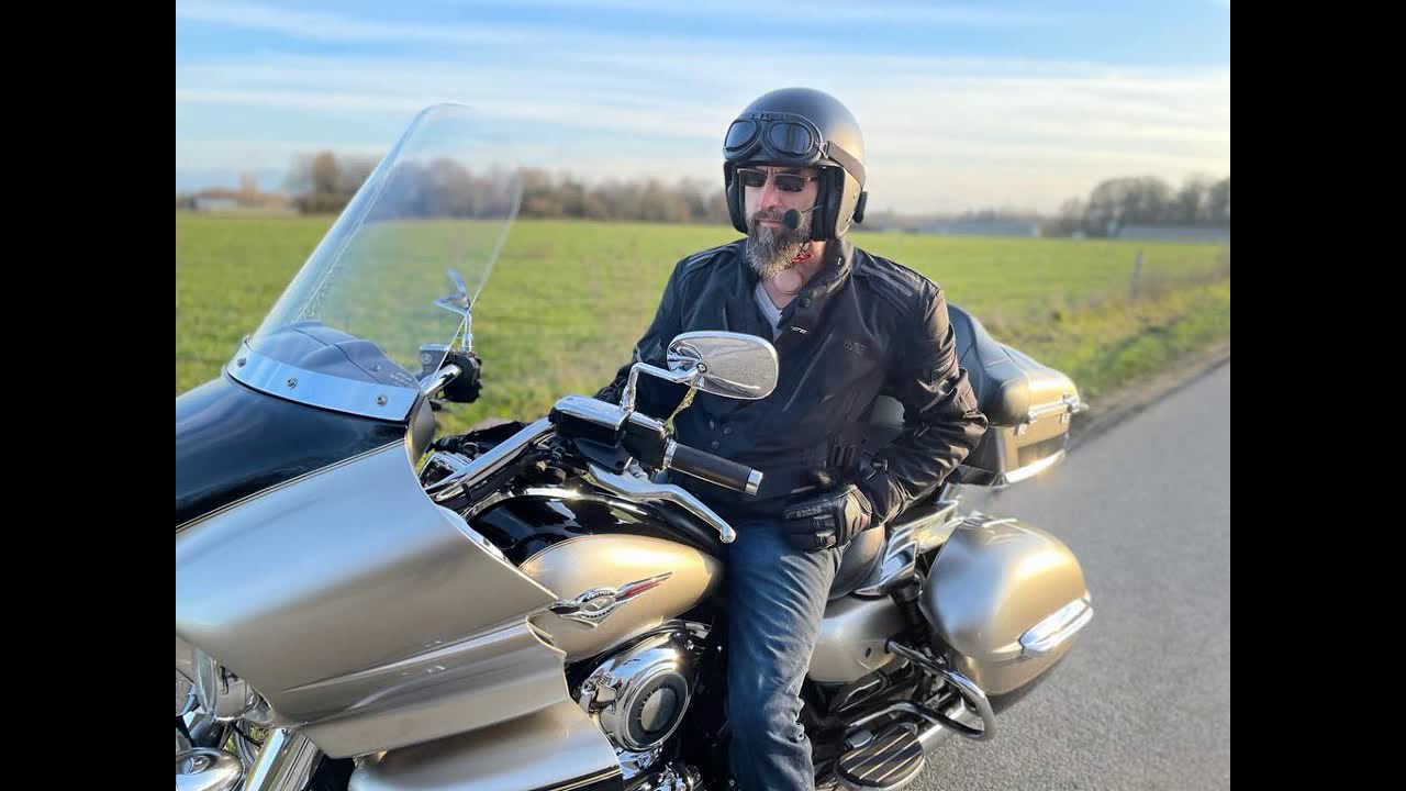 Serge PICARD VN 1700 Voyager - YouTube