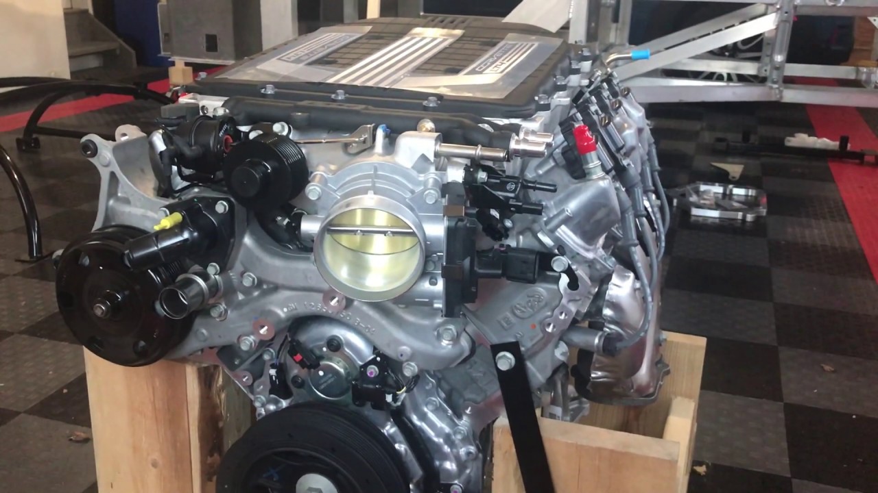 Superlite SLC Build 007 - LT4 Engine Walk Around Part 1 - YouTube