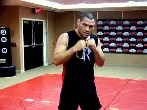 UFC's Cain Velasquez shadow boxing - 2009-10-22 - YouTube