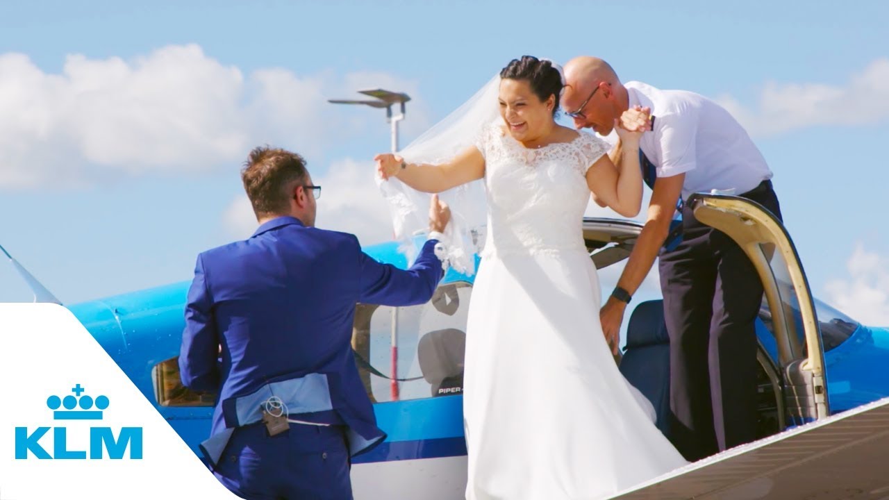 An Airport Wedding: Part 3 - The Big Day - YouTube