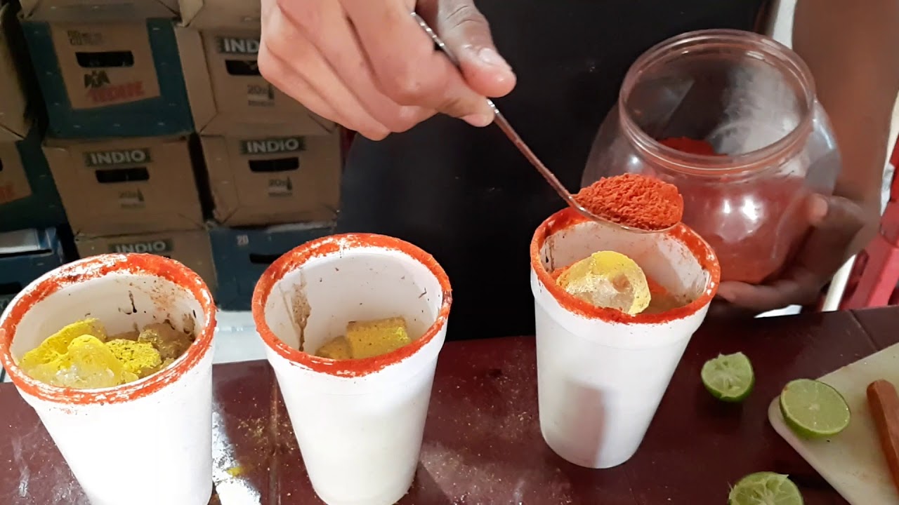 Michelada en Mariscos Gabino - YouTube