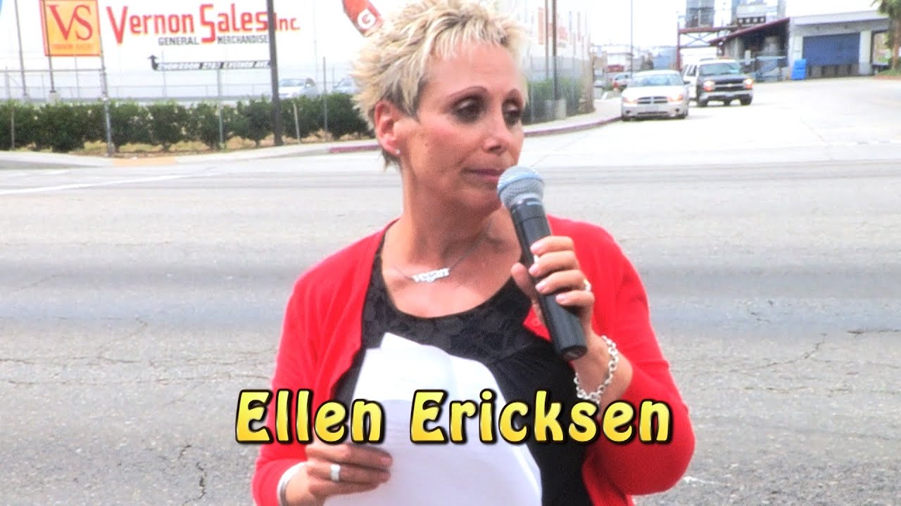Protest at Farmer John for World Day for Farmed Animals led by Ellen ...