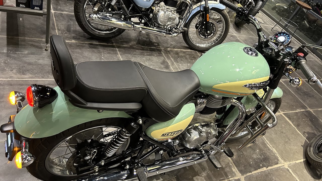 Finally here is 2023 Royal Enfield Meteor 350 Aurora Green Review ...