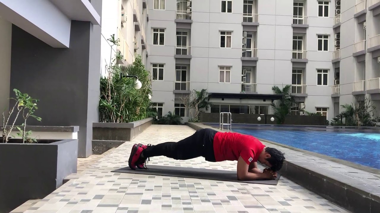 33 Plank Rocker - YouTube