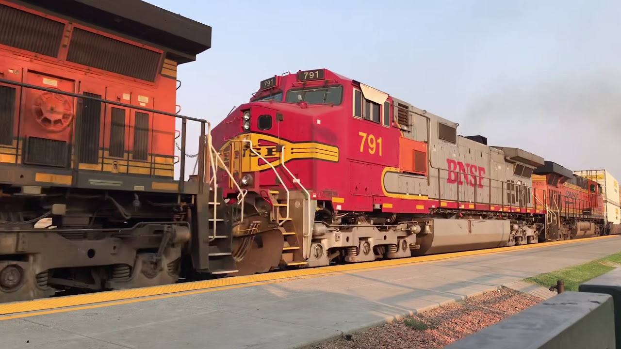 Eastbound Stacker with Bonnet 791 2nd out. Pasco WA - YouTube