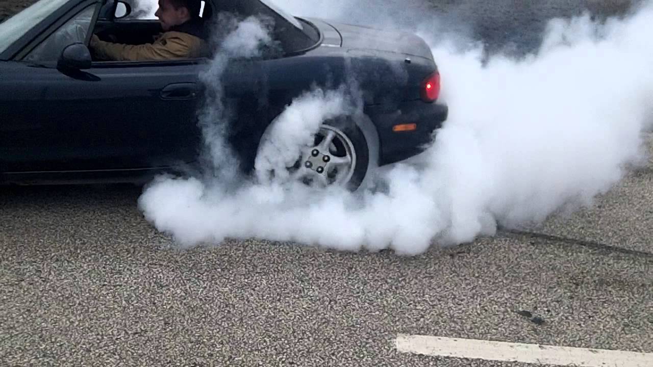 Mazda MX-5 burnout - YouTube