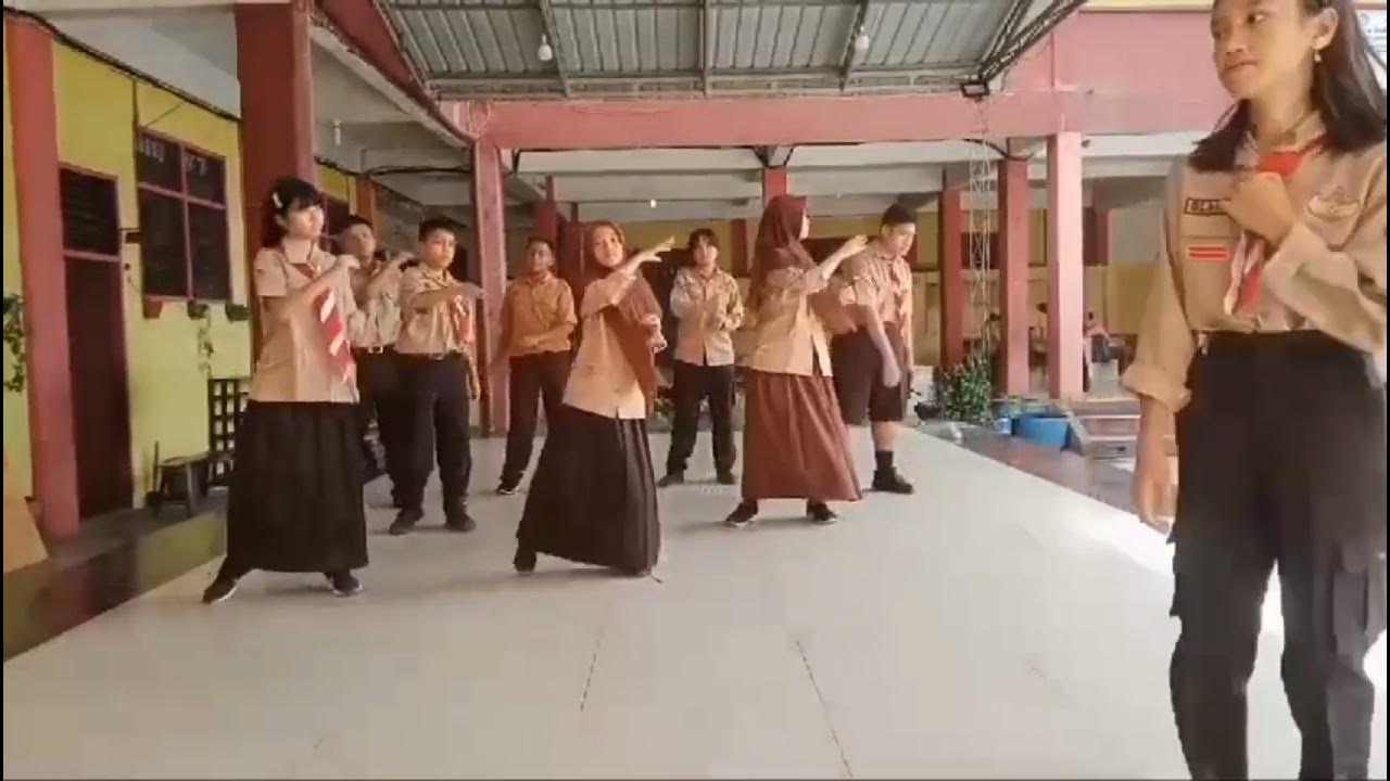 Senam irama SMP Sultan Hasanuddin (kelas-7c) - YouTube
