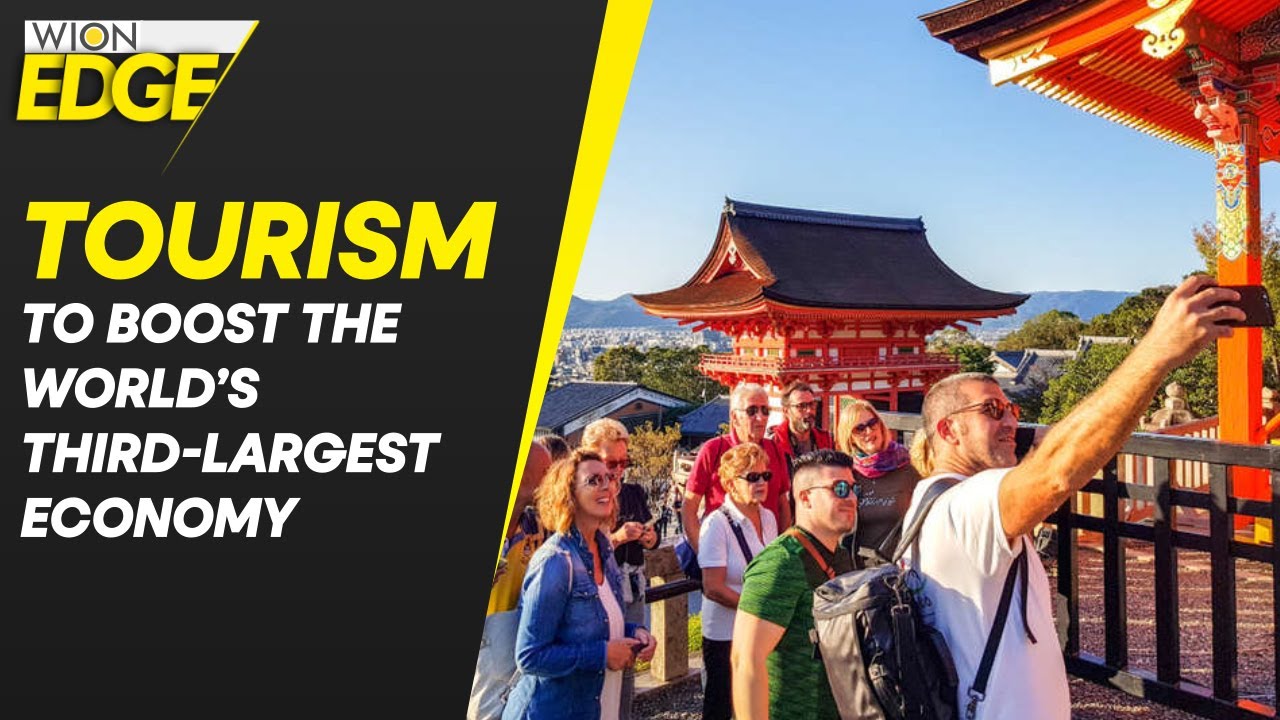 Tourists return to Japan after more than two years of pandemic ...