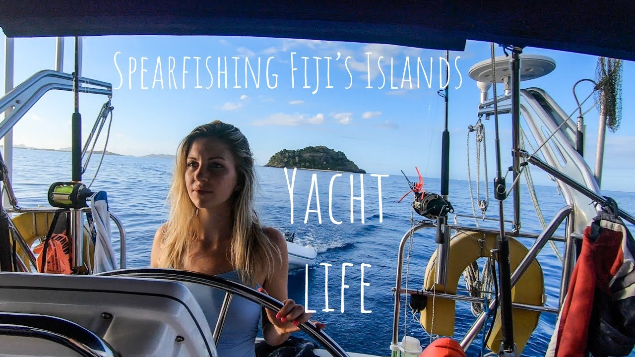 Sailing Fiji’s islands 🏝 We take our friends to Fiji on a yacht! - YouTube