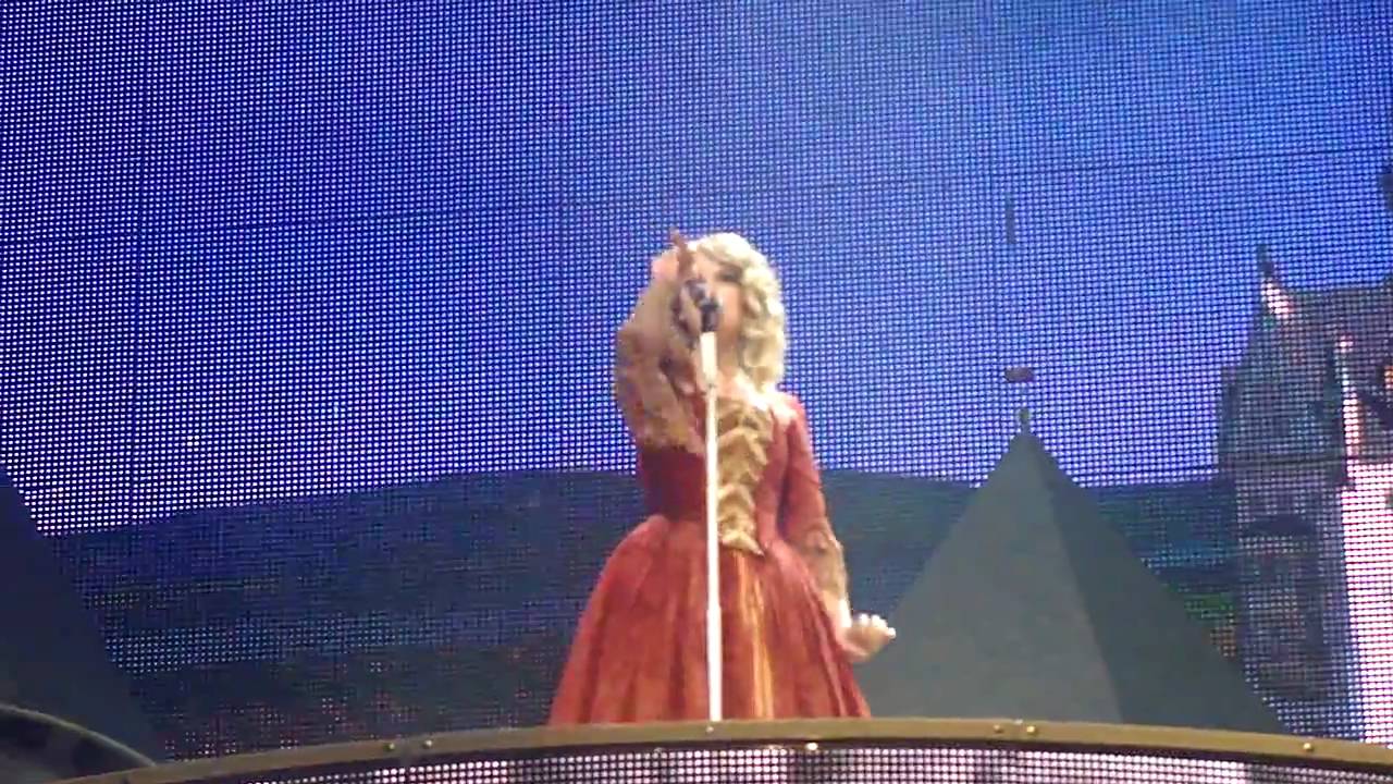front row love story taylor swift - YouTube Music