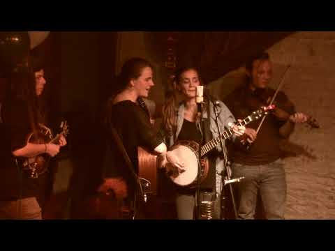 Bird Song performed by Mama Said String Band - YouTube