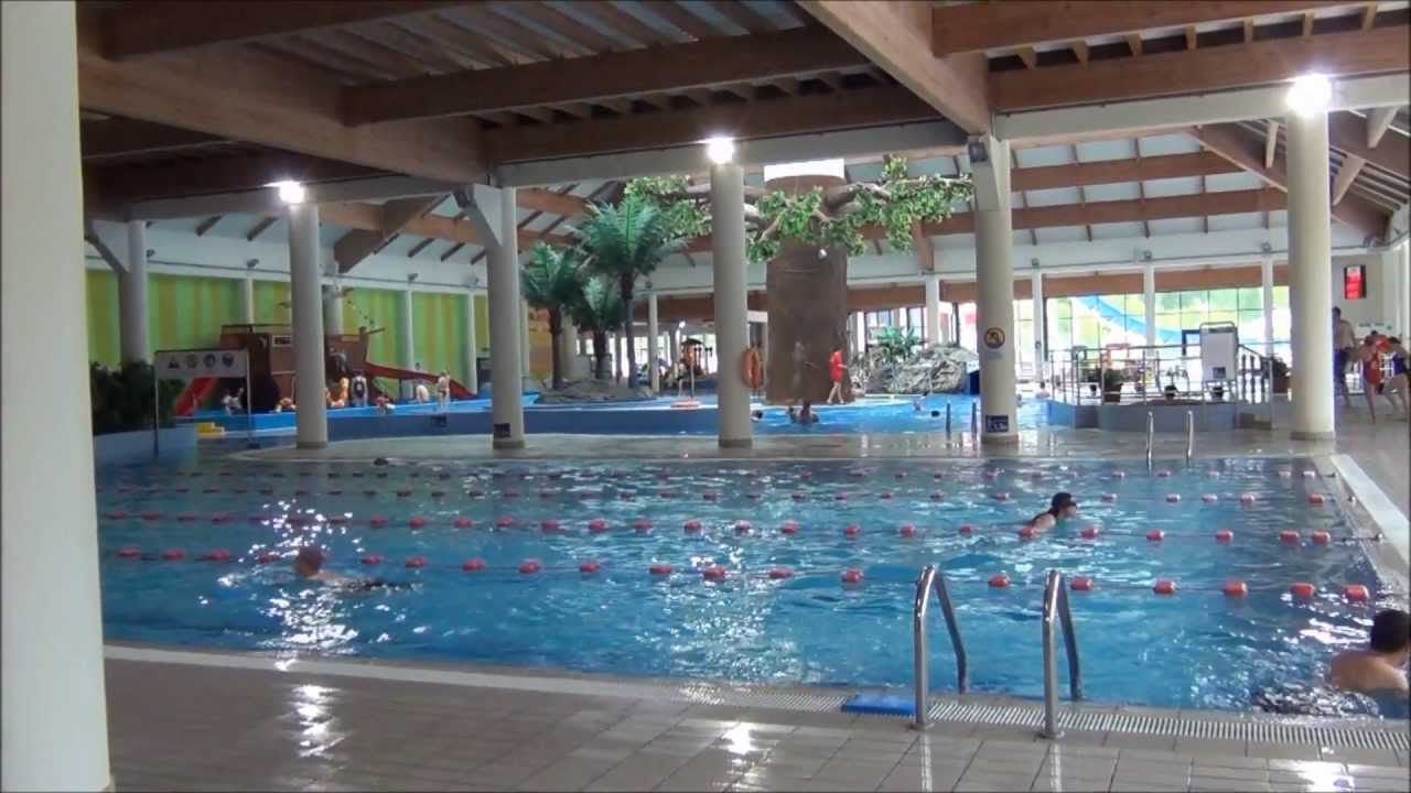 Aquapark fala w Łodzi - zjeżdżalnie i baseny wewnętrzne (full HD) - YouTube