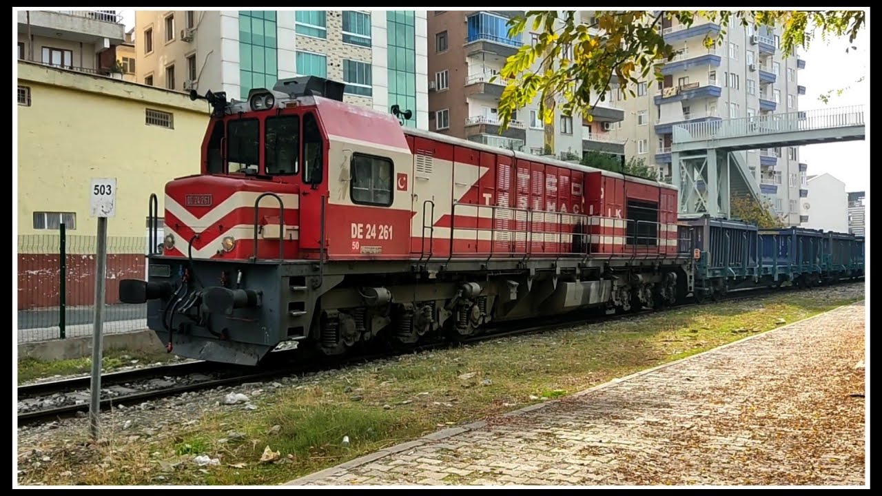 DE 33070 + DE 24261 RANFORLU MADEN YÜK TRENİ/ FREIGHT MINE TRAIN ...