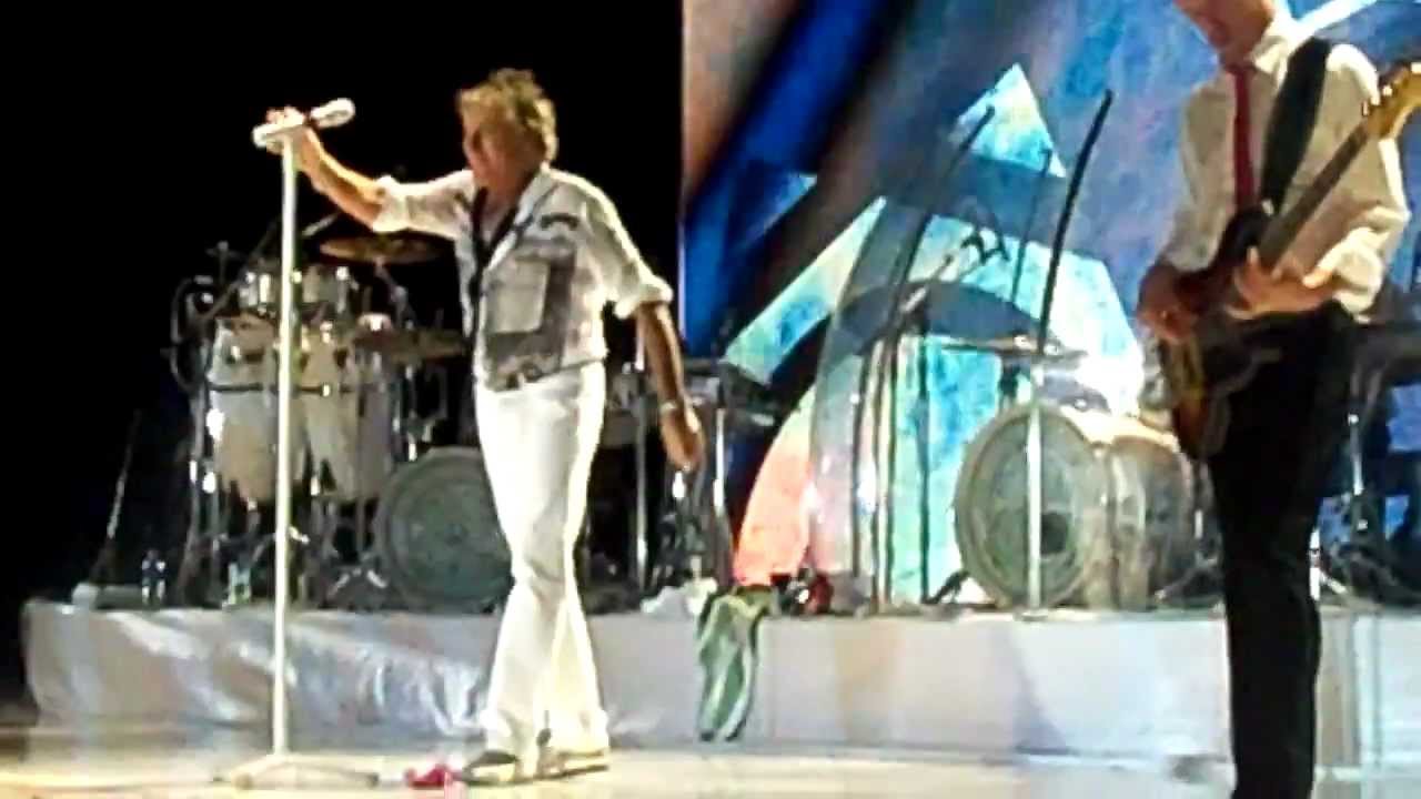 Shake your money maker Rod Stewart - YouTube