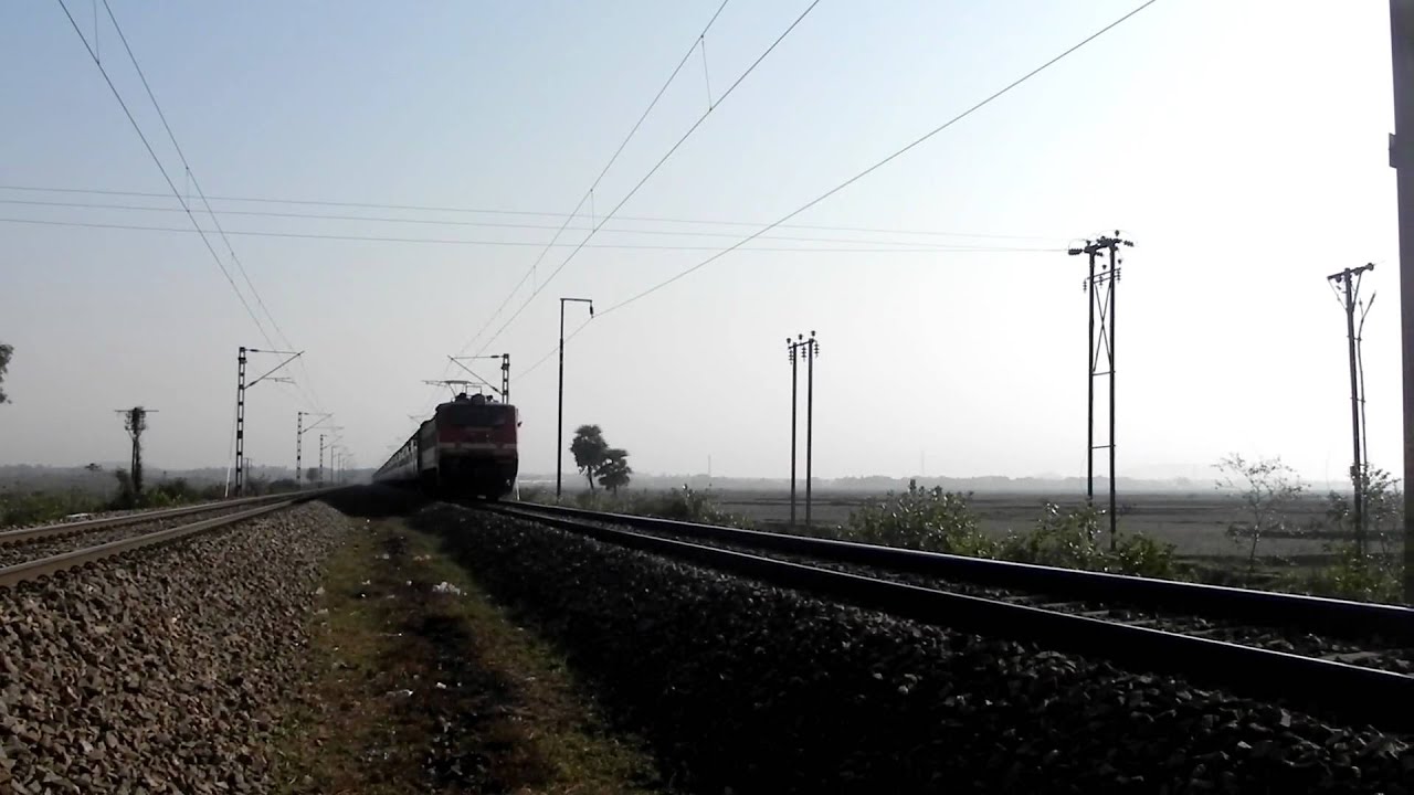 12840 Howrah-Chennai Mail - YouTube