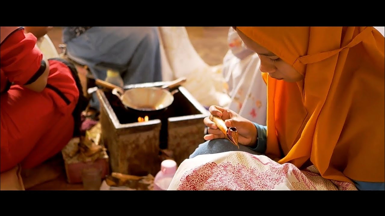 Alfa Shoofa Batik Kudus Cinematic Video - YouTube