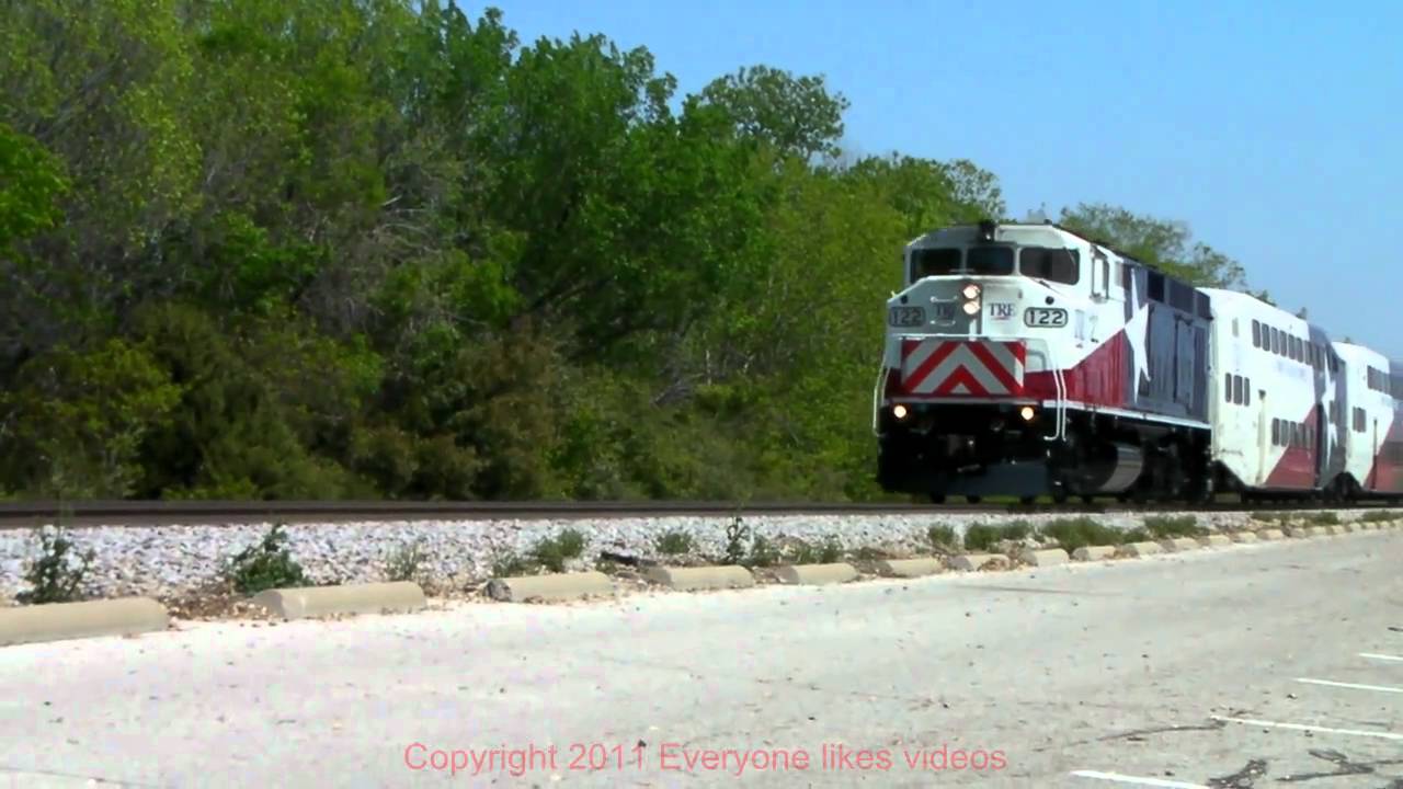 Trinity Railway Express (TRE 122) at Irving, Tx. 03/31/2011 © - YouTube